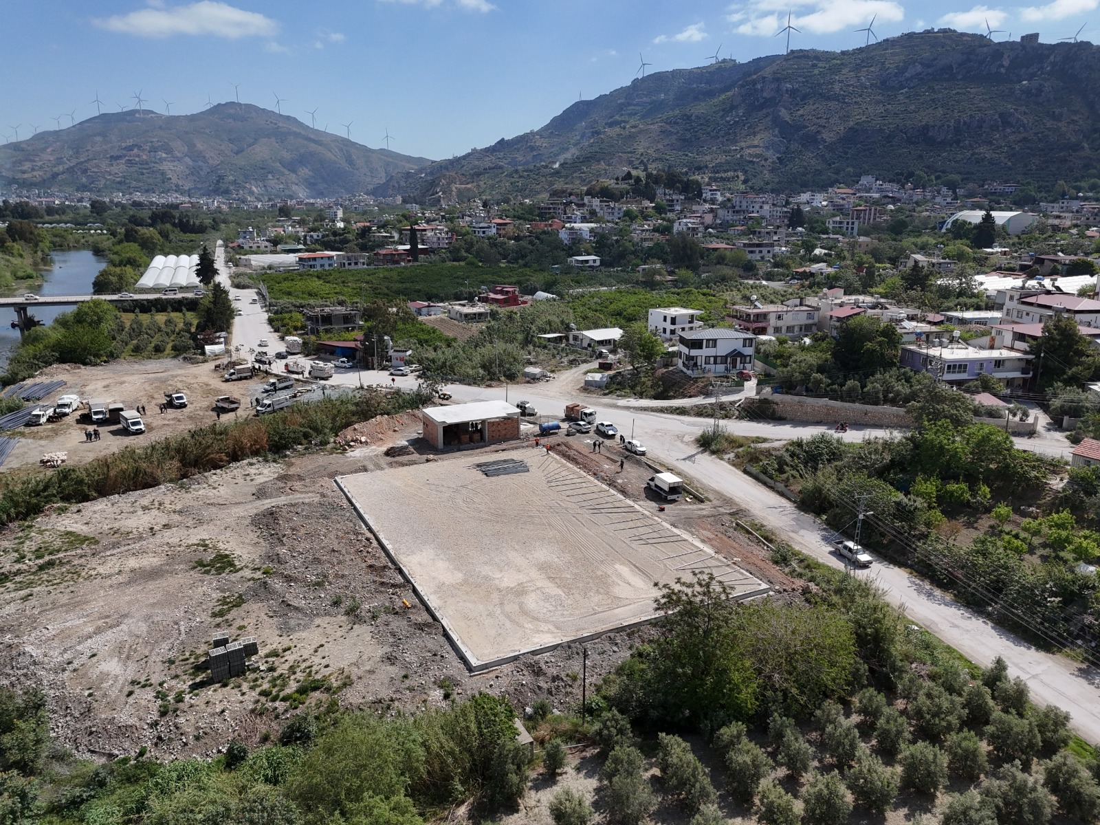 HBB’DEN SAMANDAĞ’A HALI SAHA MÜJDESİ - Samandağ Ayna HaberSamandağ Ayna ...